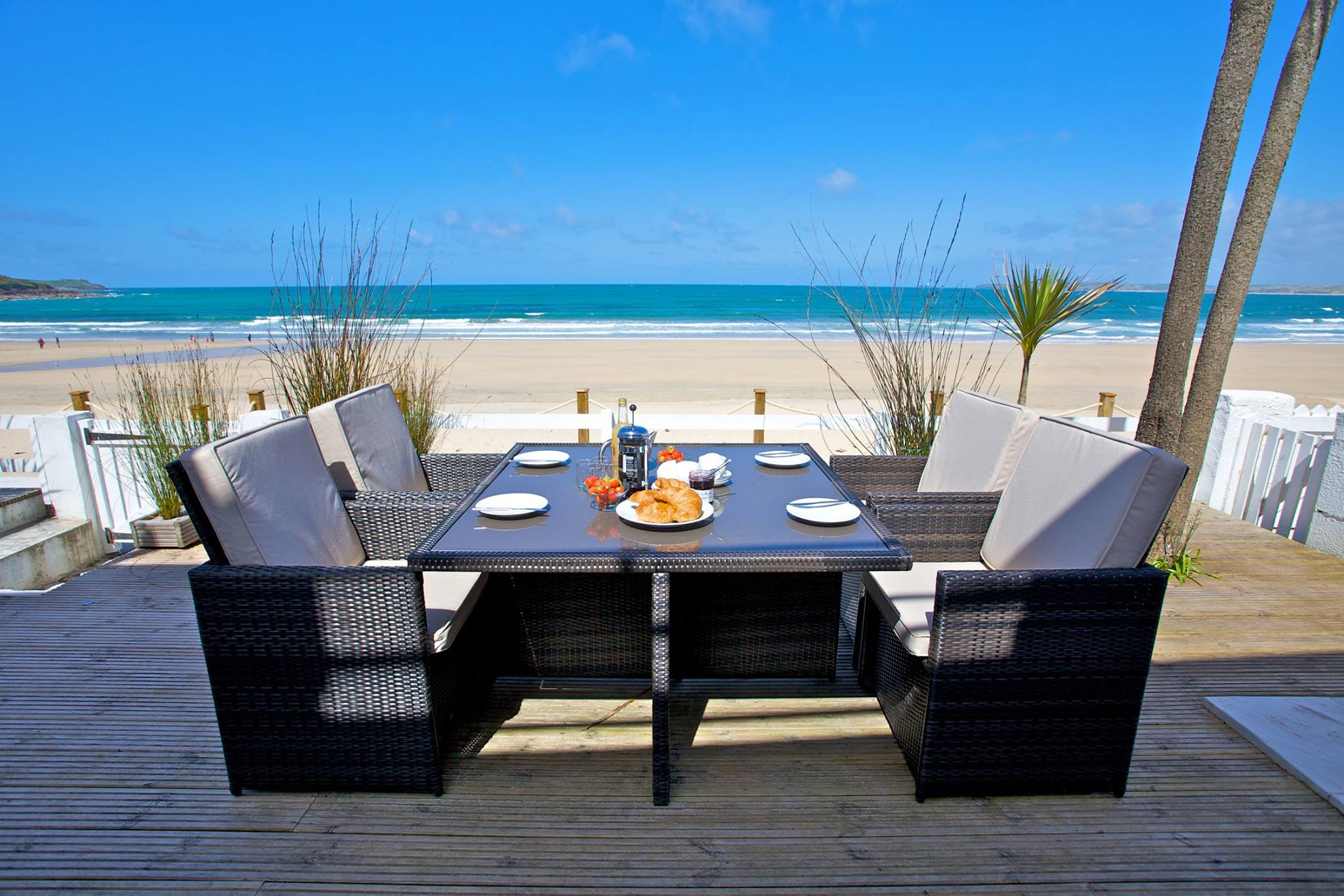 27 Top Sea View Breaks - Coast Magazine