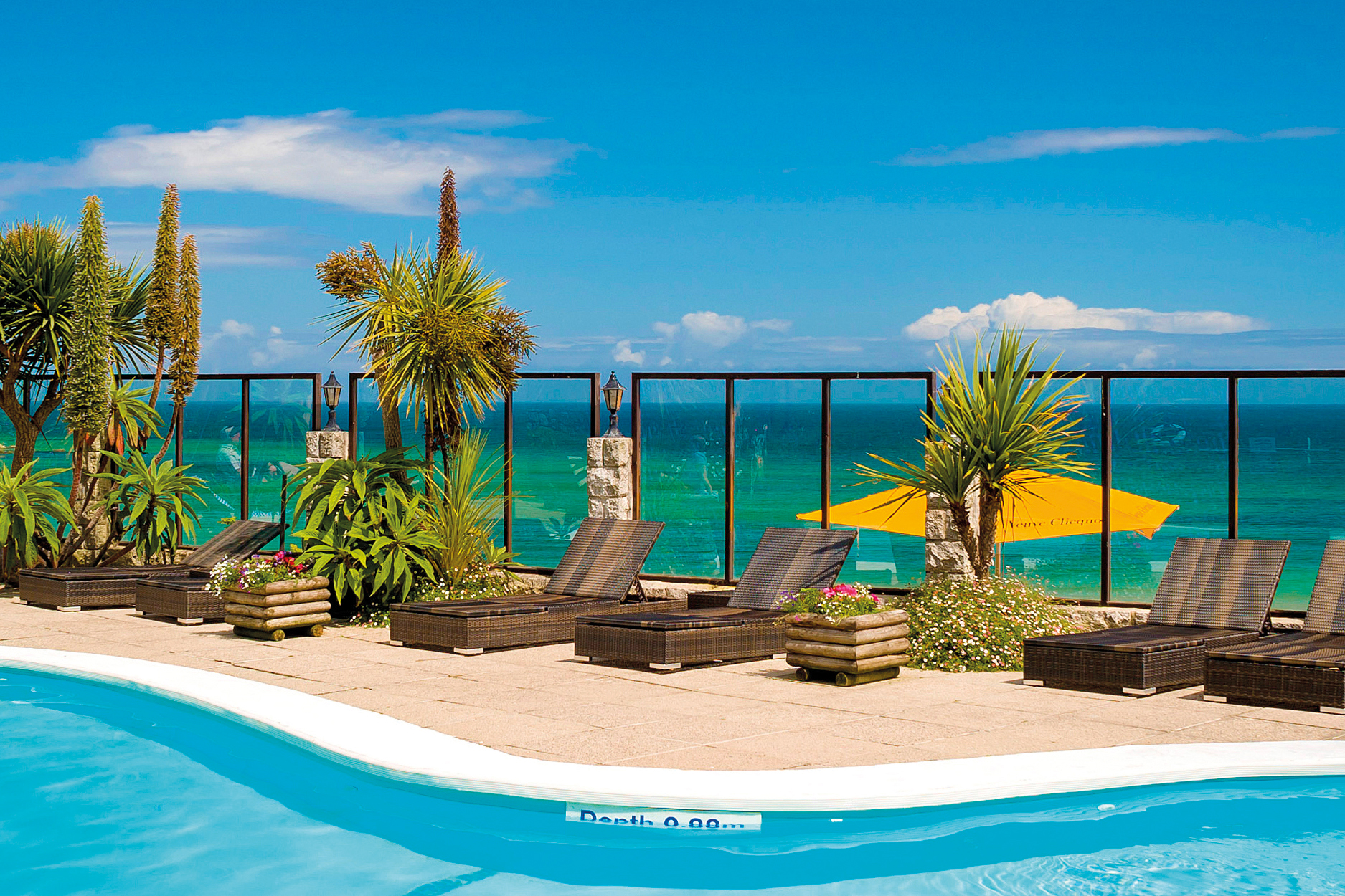 14 Striking Sea-View Stays - Coast Magazine