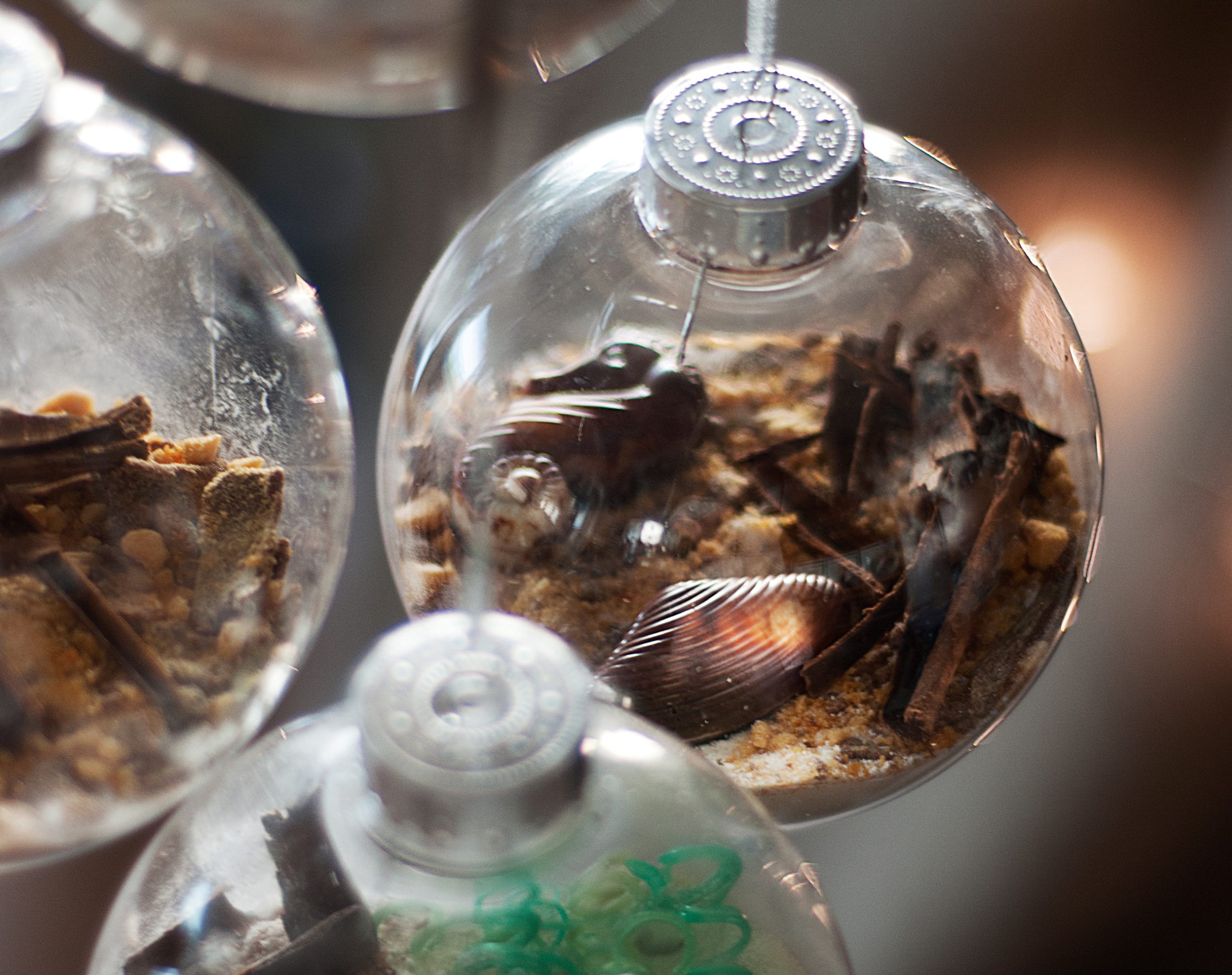Make Your Own Hot Chocolate Baubles - Coast Magazine